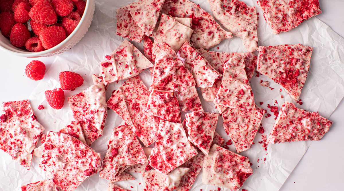 Raspberry White Chocolate Bark — Amoretti